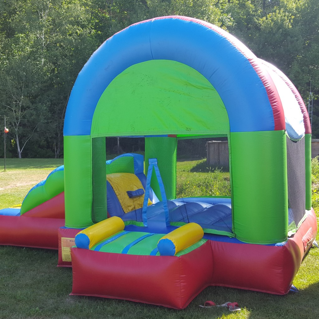 Bouncy Castle Rentals | Product categories | Full of Beans Party Rentals